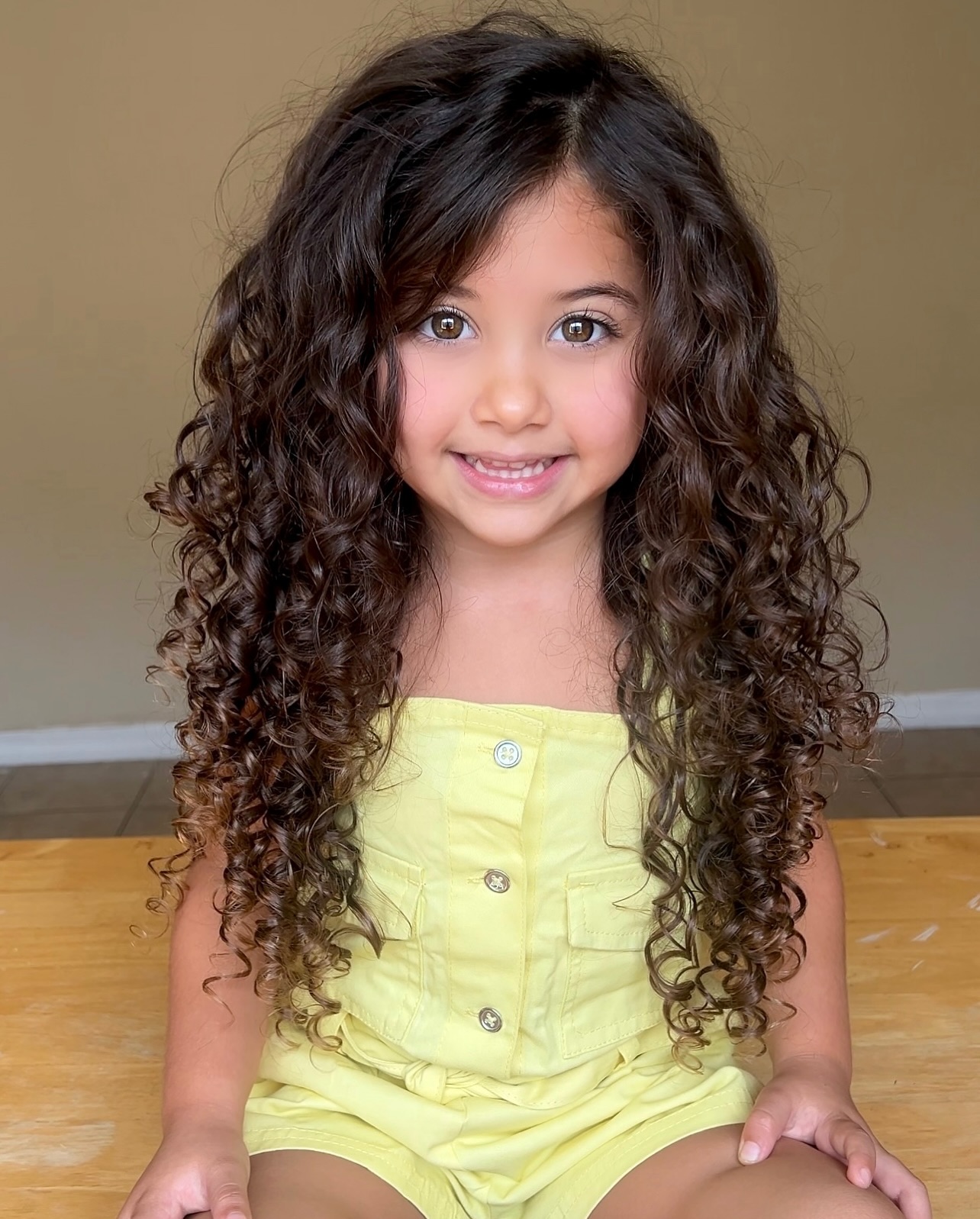 30+ Adorable Curly Haircuts for Kids Girls – HairyDiary