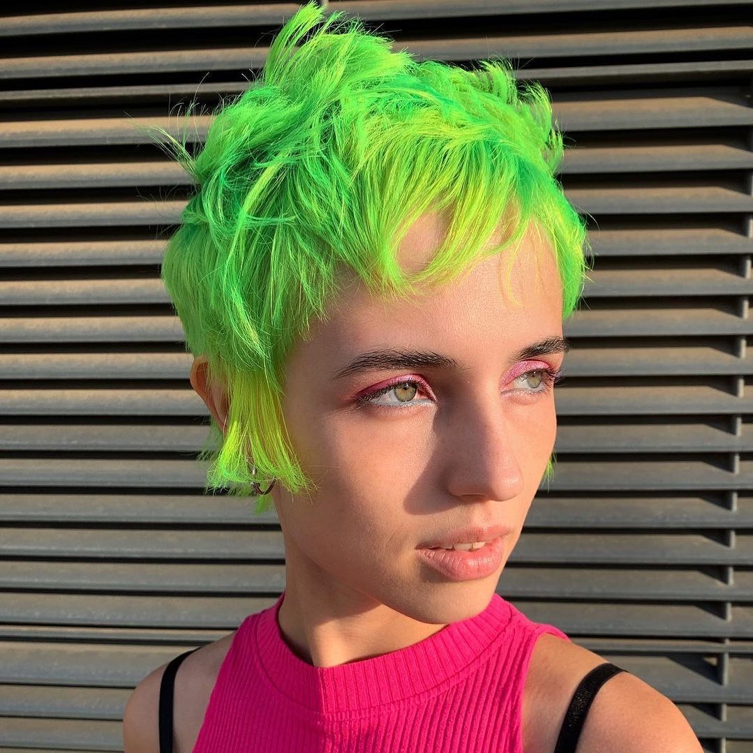 28+ Iconic 90s Pixie Cuts You Need to See – HairyDiary