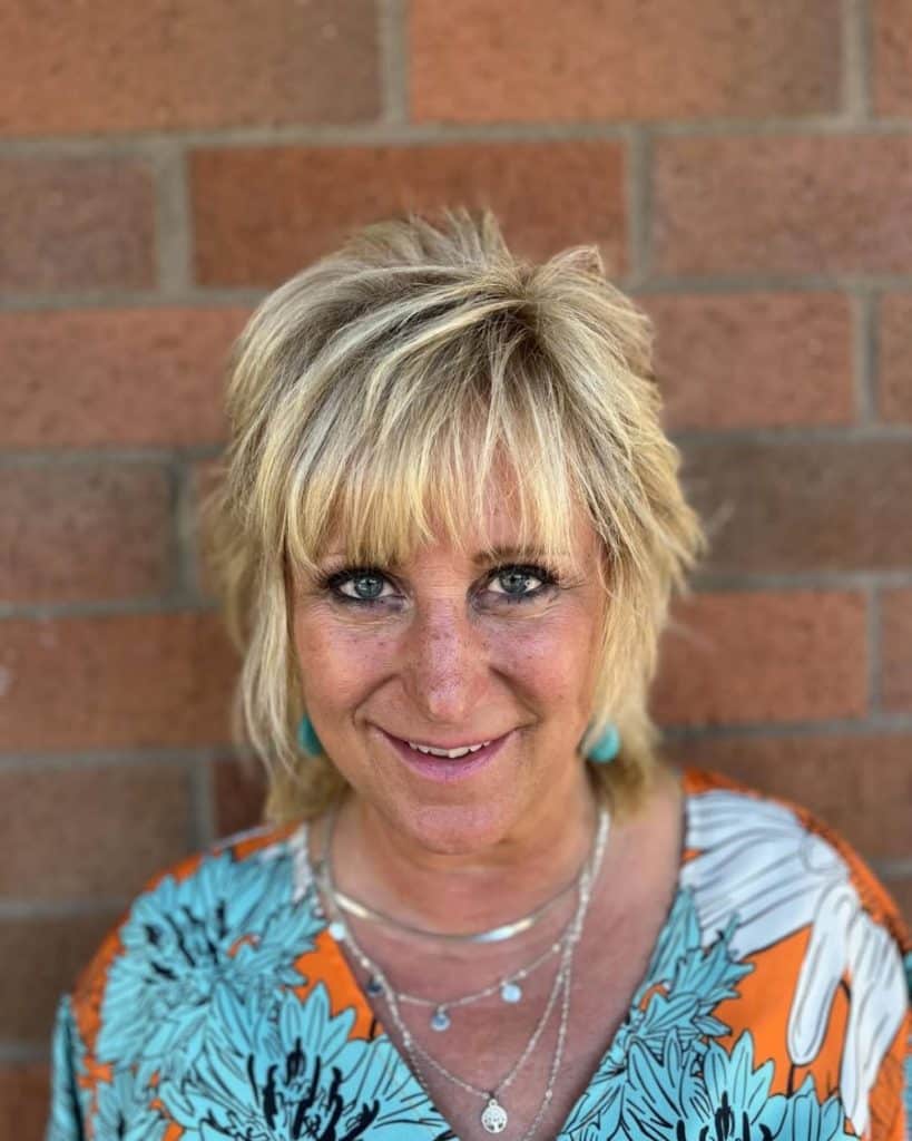 50+ Short Shaggy Hairstyles for Women Over 60 That Look Effortlessly ...